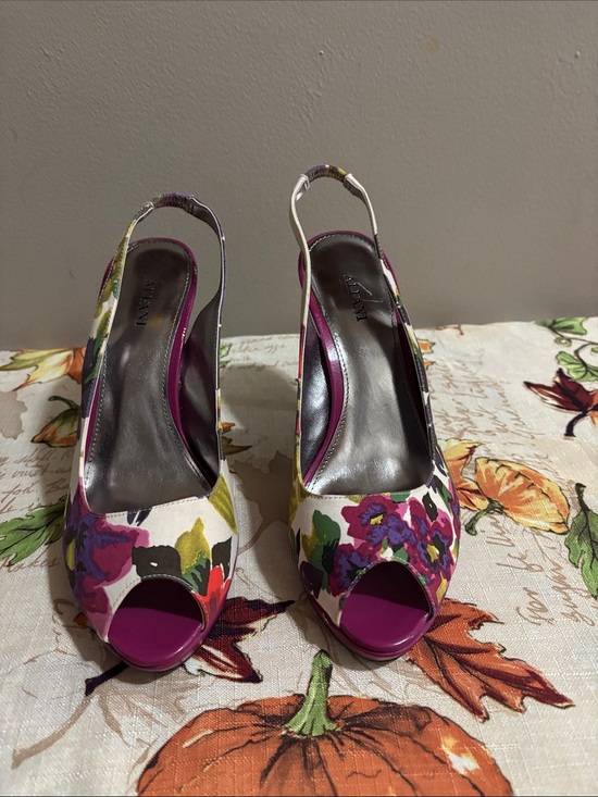 Alfani | Shoes | Alfani Floral Peeptoe Slingback Heels In Magenta And ...